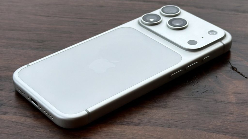 Apple iPhone 21 : ఆపిల్ లవర్స్ మీకోసమే.. 200MP కెమెరాతో కొత్త ఐఫోన్ 21 ...